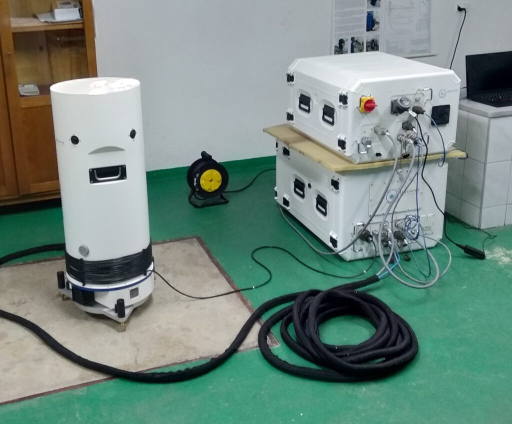 Modeling of the gravity field and gravimetry - Institute of Geodesy and ...